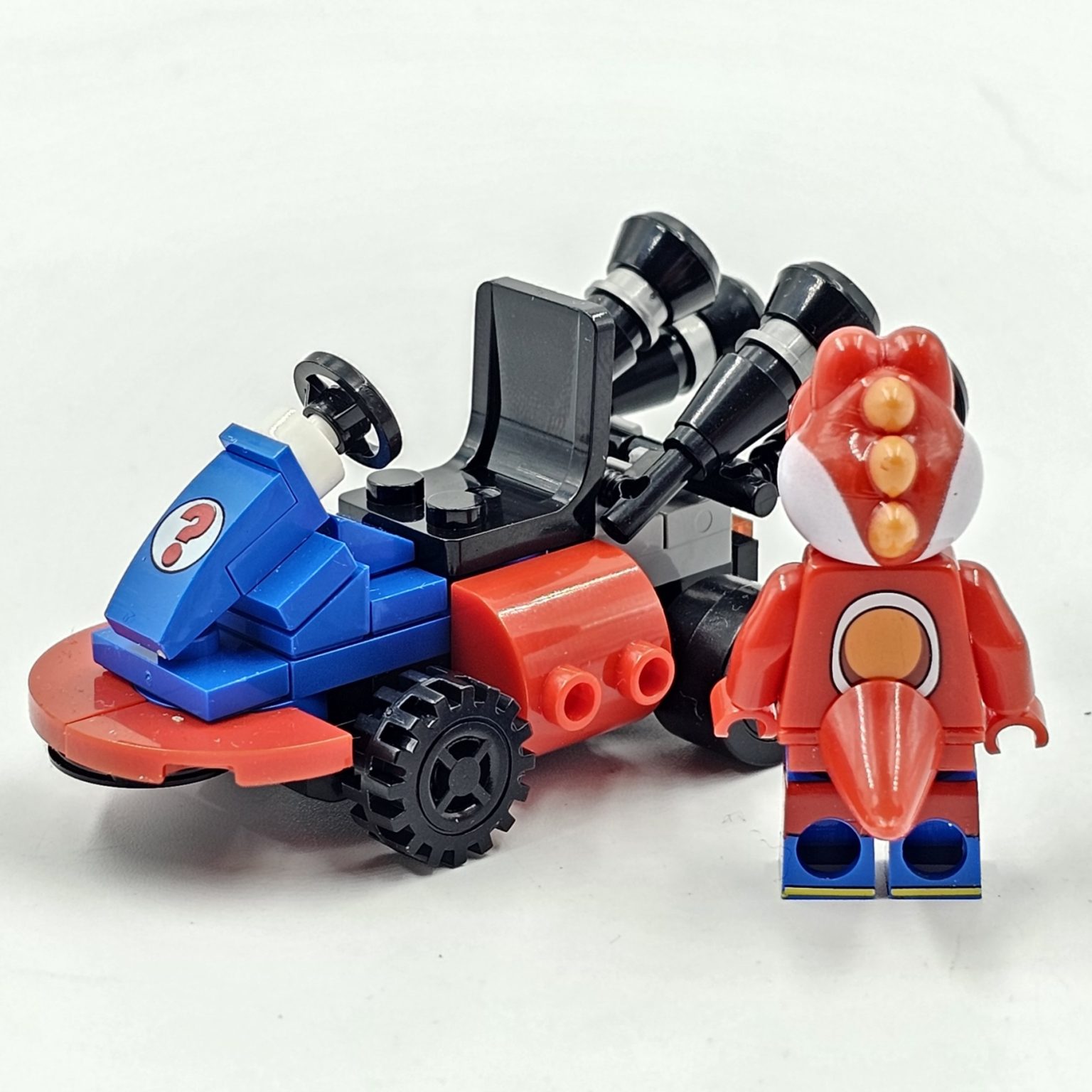 Dash Red Yoshi & Kart (Super Mario Bros) Minifigure Building Block