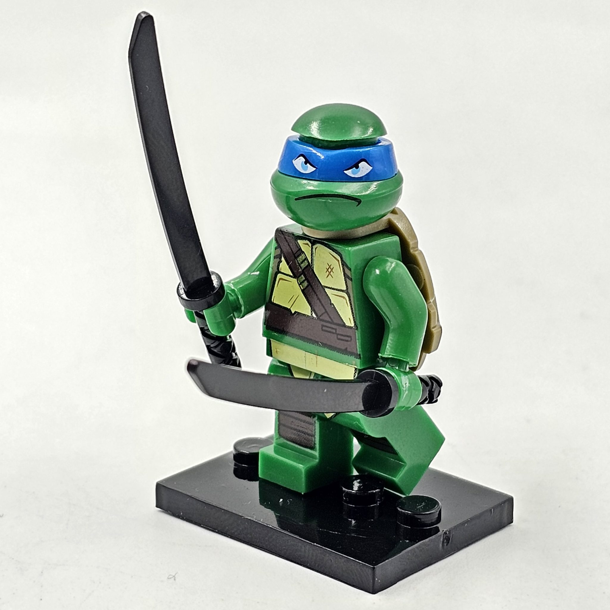 Leonardo Teenage Mutant Ninja Turtles Minifigure Building Block