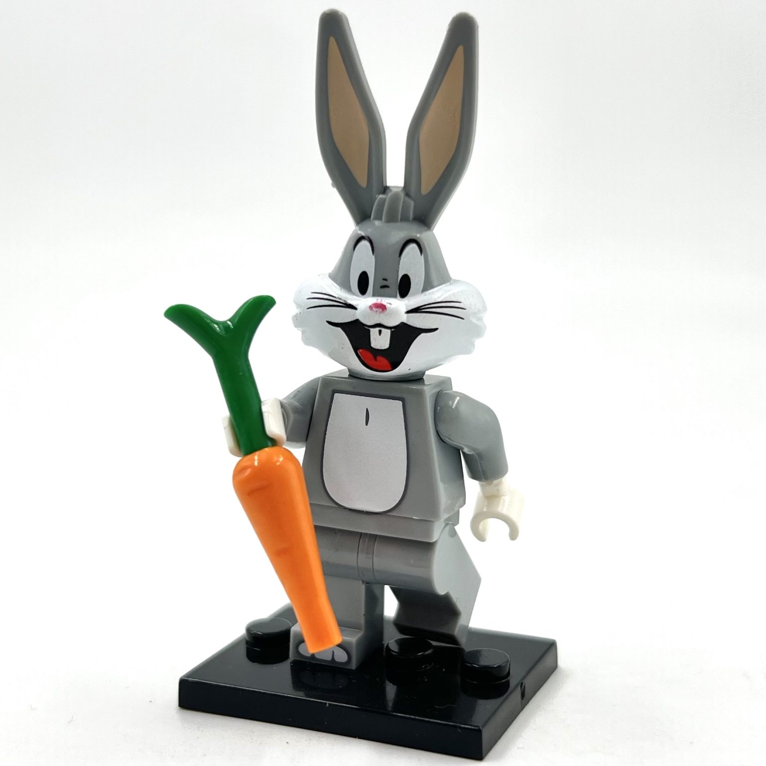 Looney Tunes Bugs Bunny Minifigure Building Block